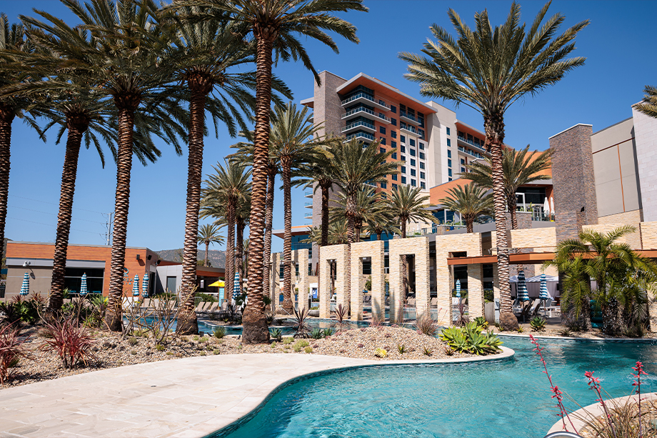 Retreat Pool & Cabanas | Sycuan Casino Resort